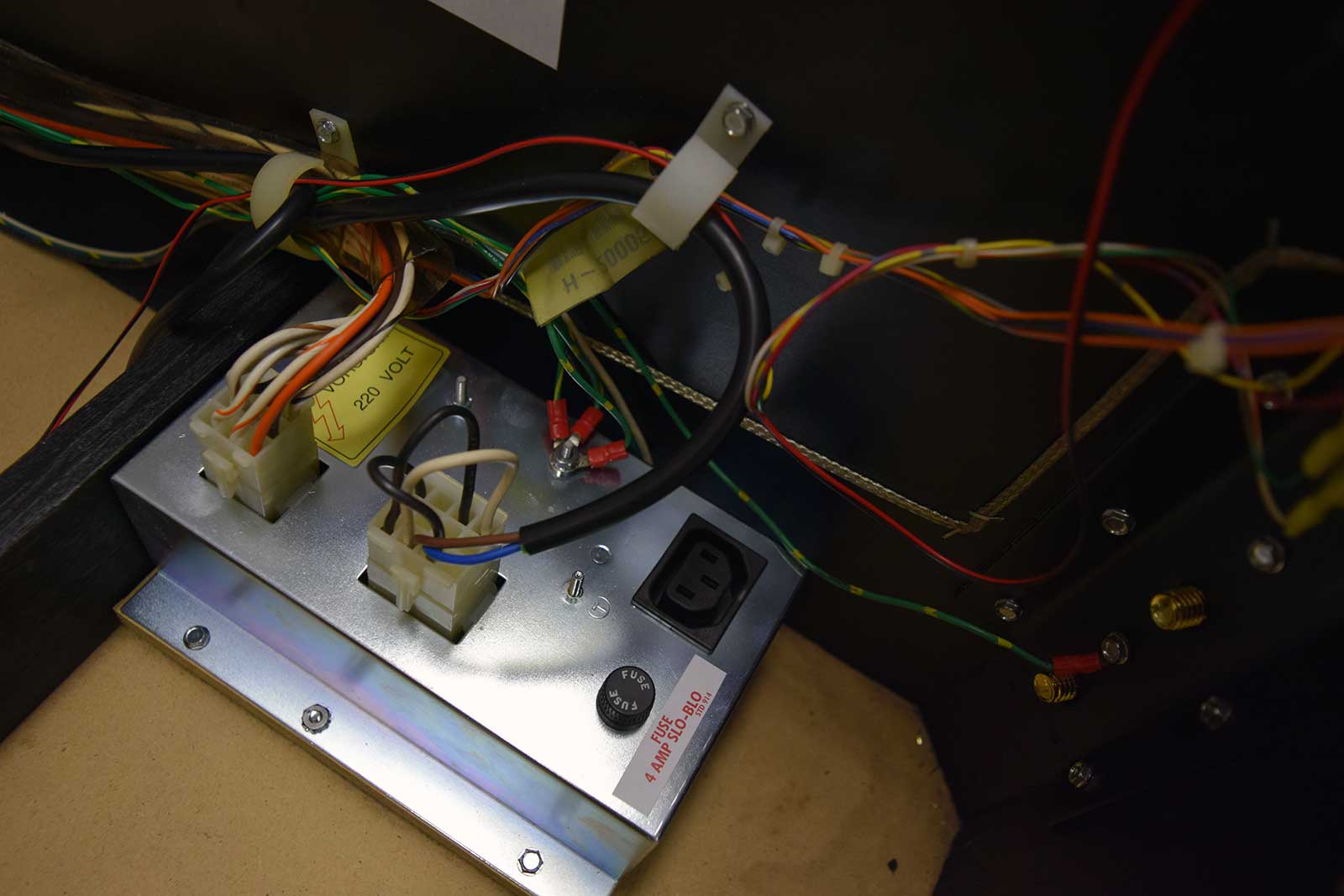 Flipper - Flipperautomaten - Pinball - Kaufen: Theatre of Magic - Bally