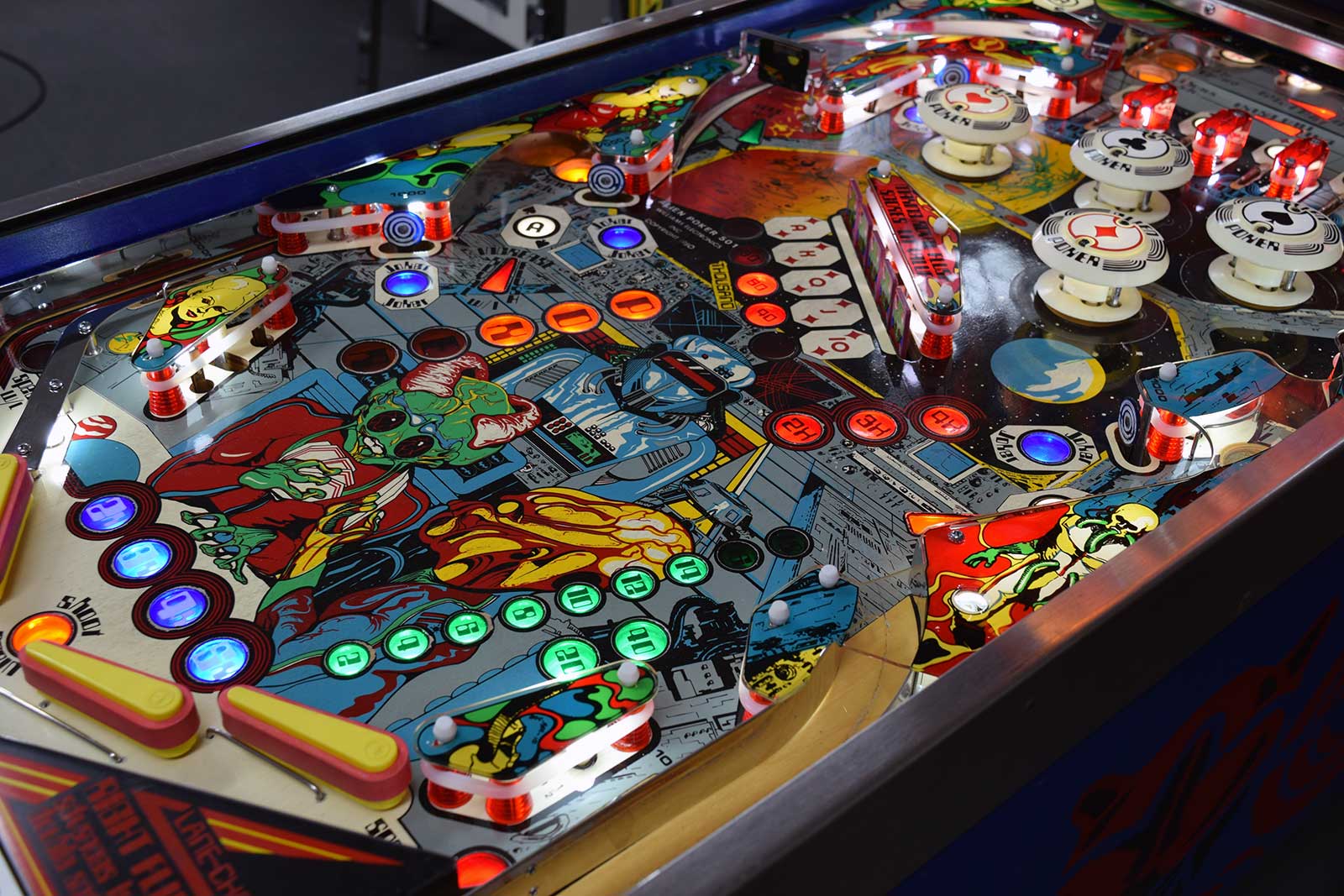 Flipperautomat Williams Alien Poker, 1980 kaufen bei Pinball-Dreams