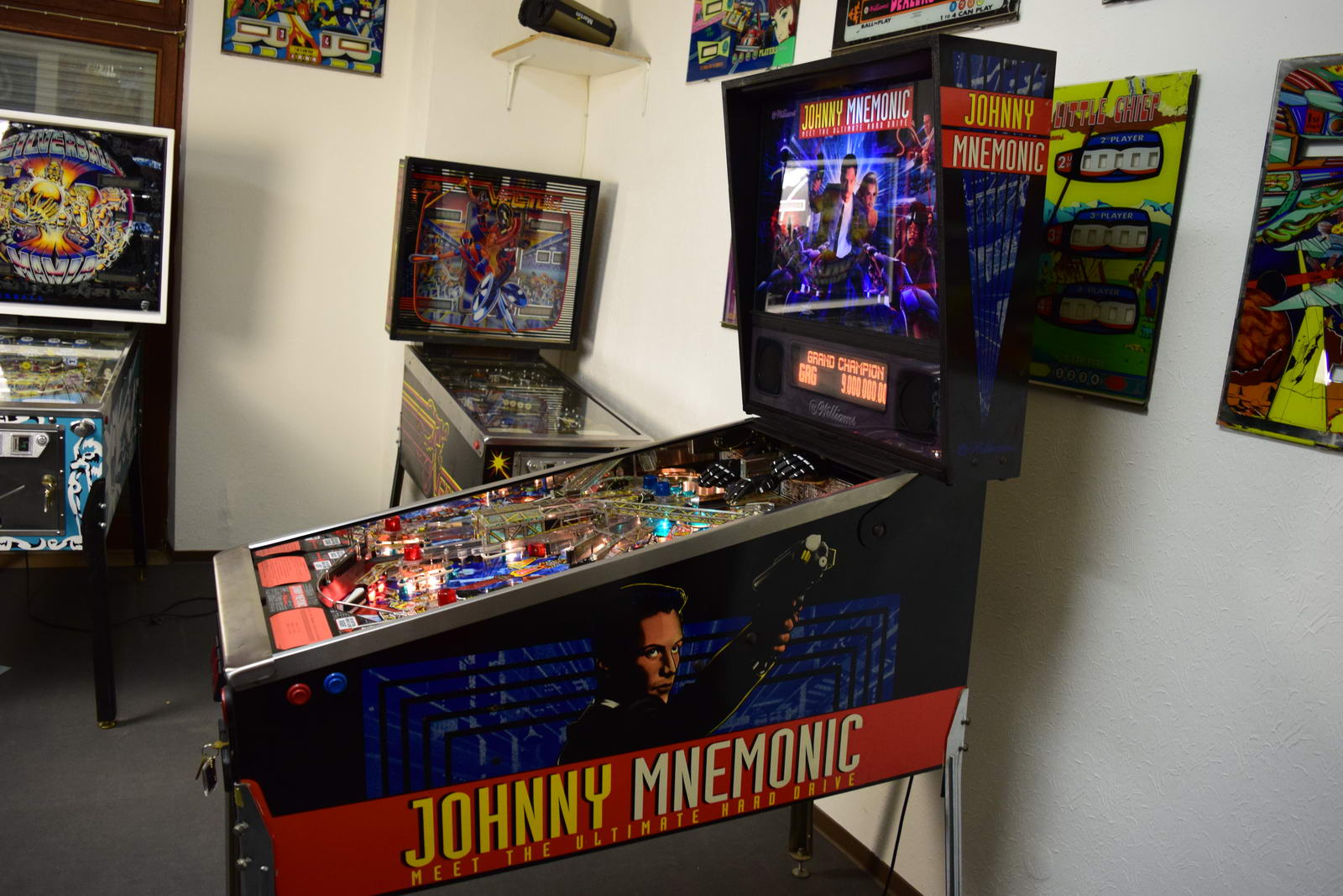 Moderne Flipper (1990 - Heute): Johnny Mnemonic - Williams