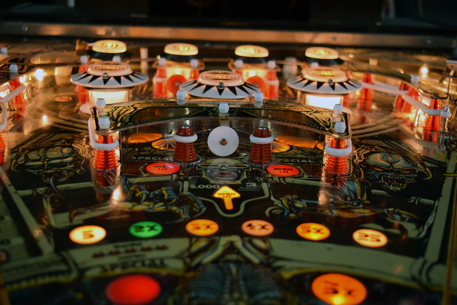 Flipperautomat Space Invaders Bally 1979