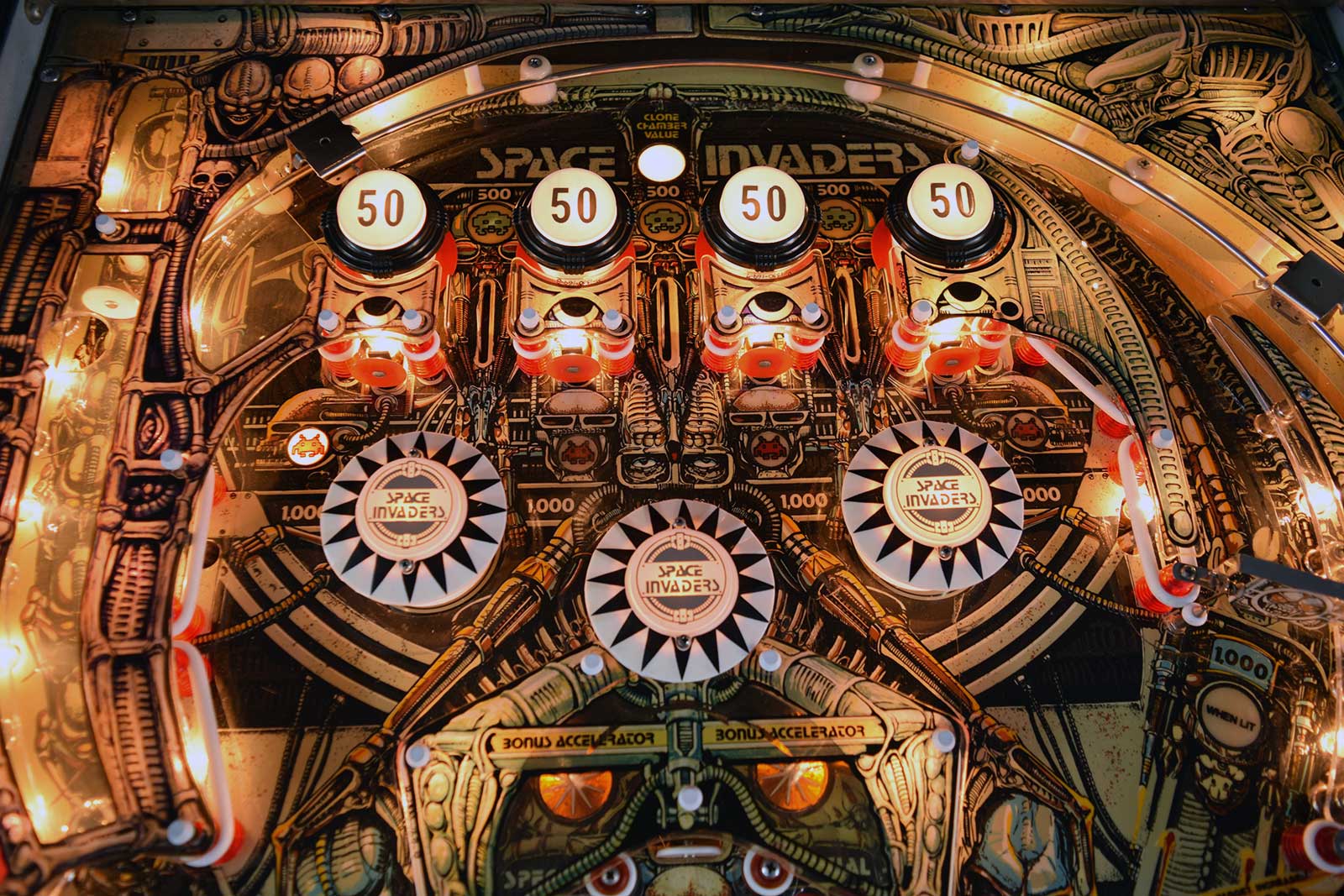 Flipperautomat Space Invaders Bally 1979